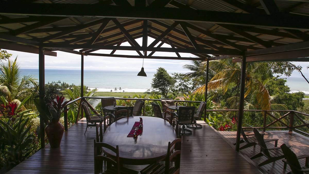 Destination Costa Rica: Into the wild - AOPA