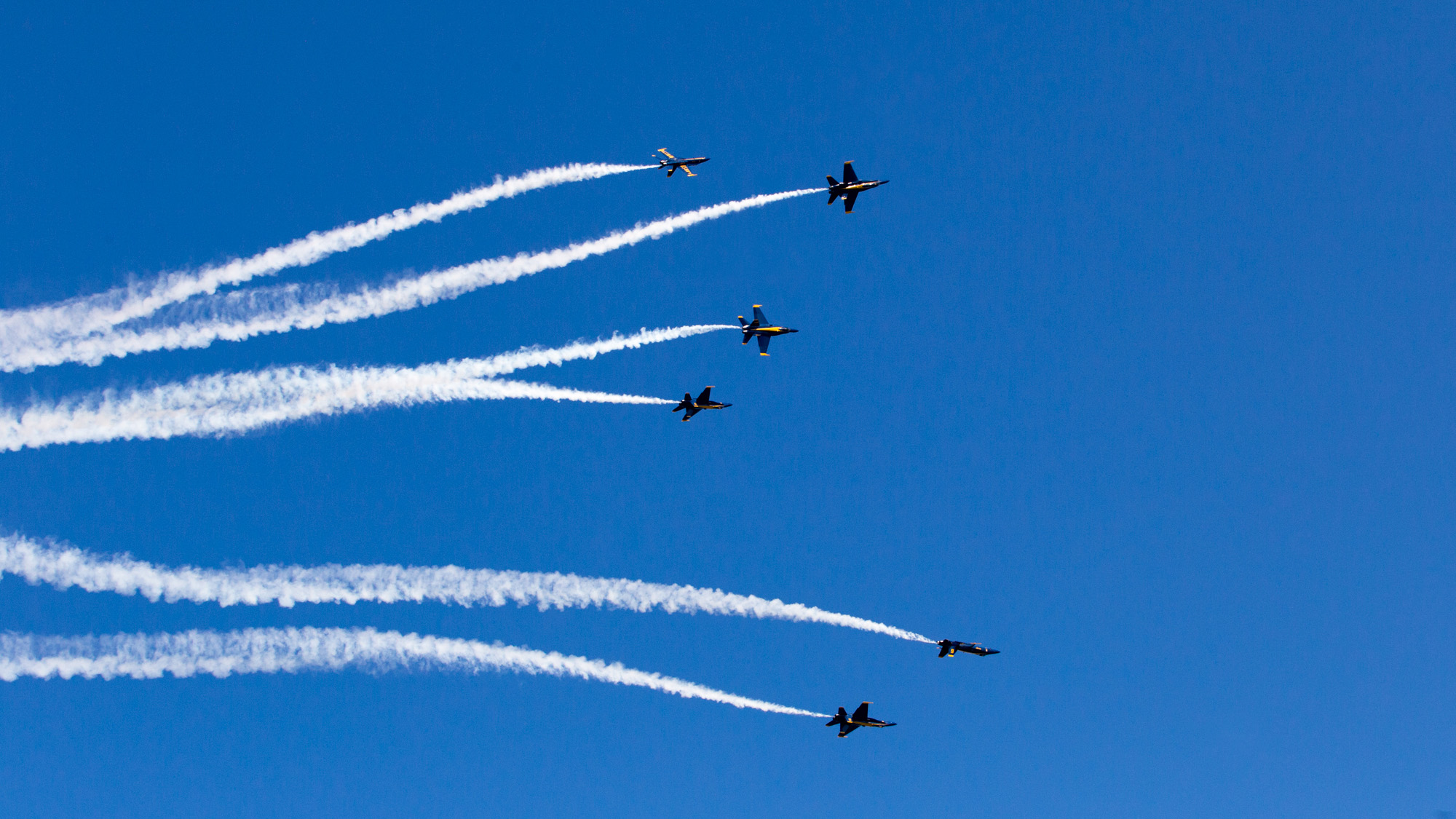 AirVenture Blues - AOPA